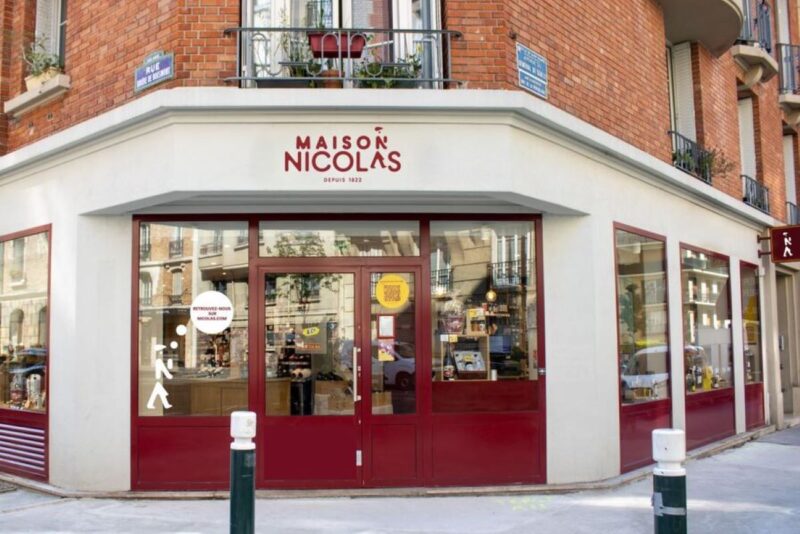 Transformation en profondeur pour Nicolas : nouvelle identité, nouveaux ...